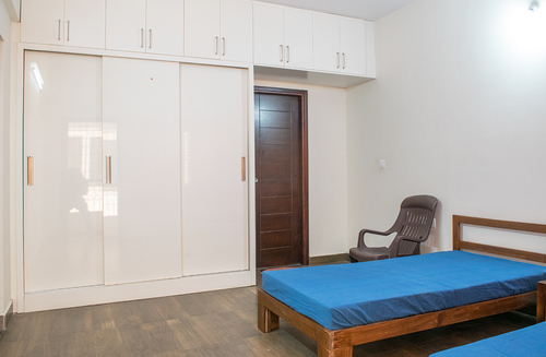 Flats, House, Rooms for rent at PG prices without broker | Furnished ...